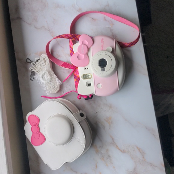 Sanrio | Cameras, Photo & Video | Kawaii Hello Kitty Instax Polaroid ...